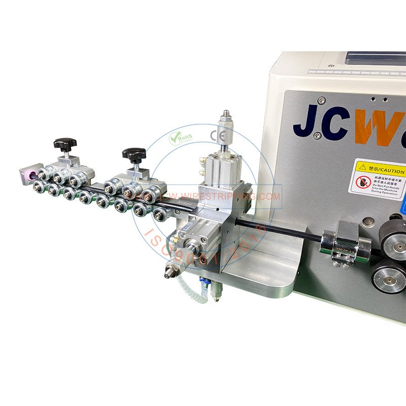 Multicore Cable Window Cutting and Cutting Stripping Machine | JCWelec