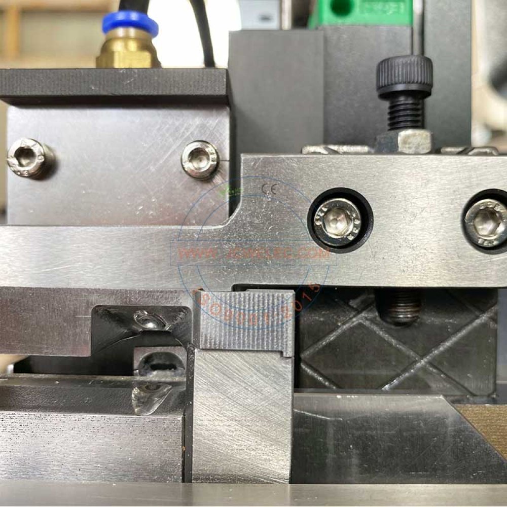 Wire Stripping and Crimping Machine - JCWelec